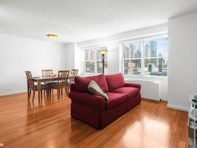 345 East 86th Street, New York, NY