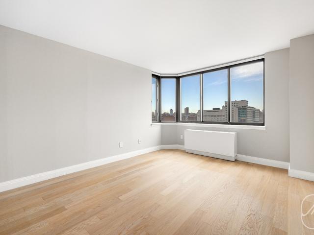 345 East 94th Street, New York, NY