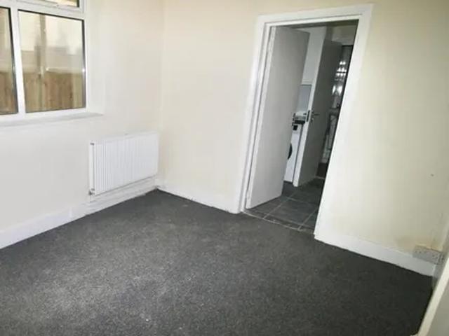 345 High Street North, London, E12 6PQ, United Kingdom | Studio apartment for rent #140658047 | Rentberry