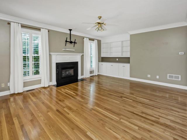 345 Oak Haven Drive