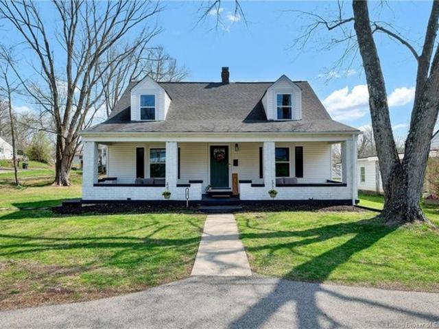 345 Oriole Dr, Charlestown, IN 47111
