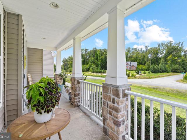 345 Long Meadow Dr, Fredericksburg, VA 22406 | MLS #VAST2051