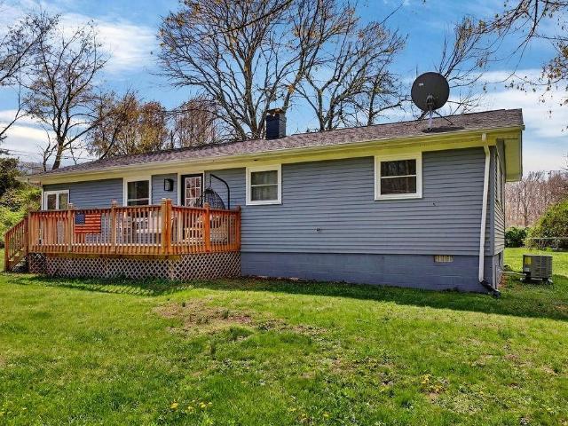 345 lake dr