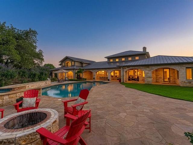 345 Leafdale Trl, Dripping Springs, TX 78620