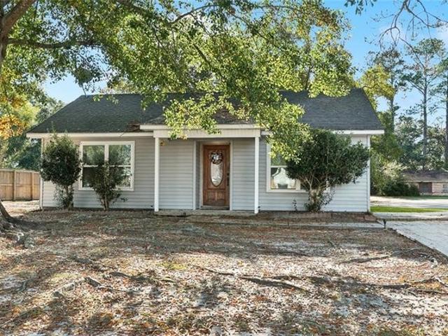 345 Mapleleaf Dr, Slidell, LA 70458