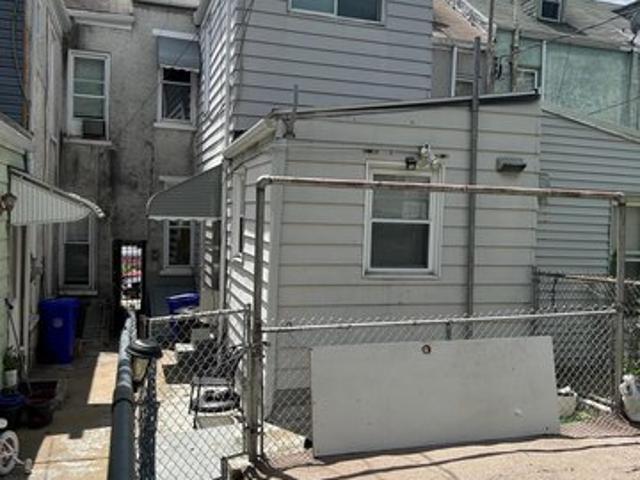 345 Miller St, Reading, PA 19602