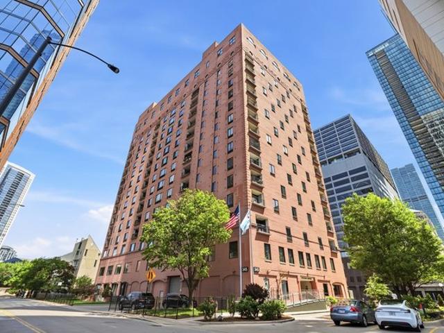 345 N Canal St Apt 1204, Chicago, IL 60606
