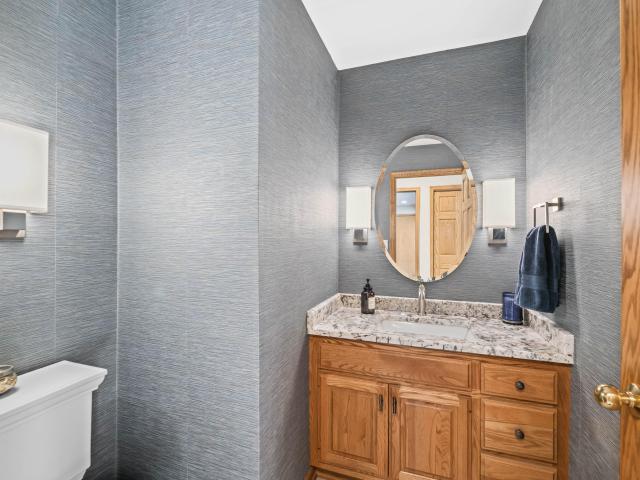 345 N Elm Grove Rd, Unit B