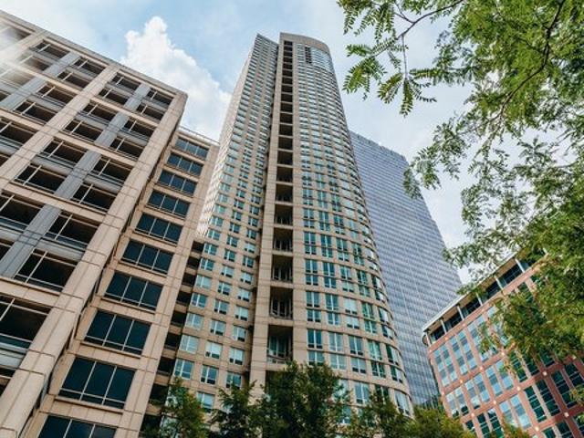 345 N LA Salle Dr Apt 908, Chicago, IL 60654