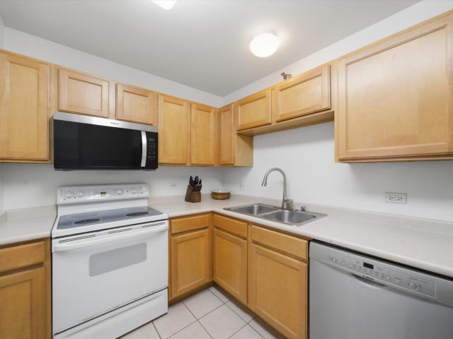 345 N LaSalle Street # 1109