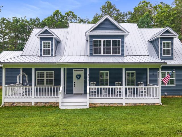345 NW Mowery Lane