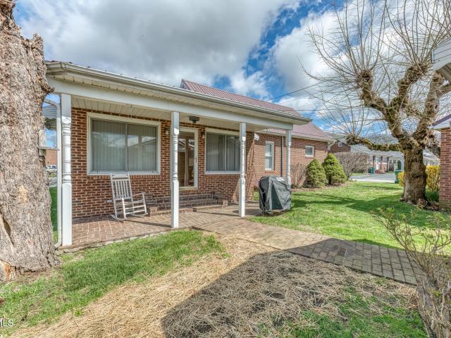 345 S Elm Ave, Erwin, TN 37650 | MLS #9992