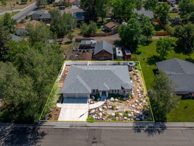 345 Shoshone Ave, Lander, WY 82520
