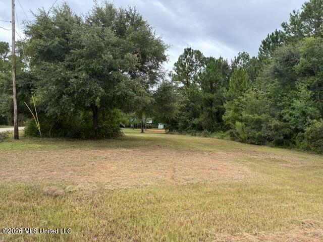 345 Poindexter Dr, Pass Christian, MS 39571