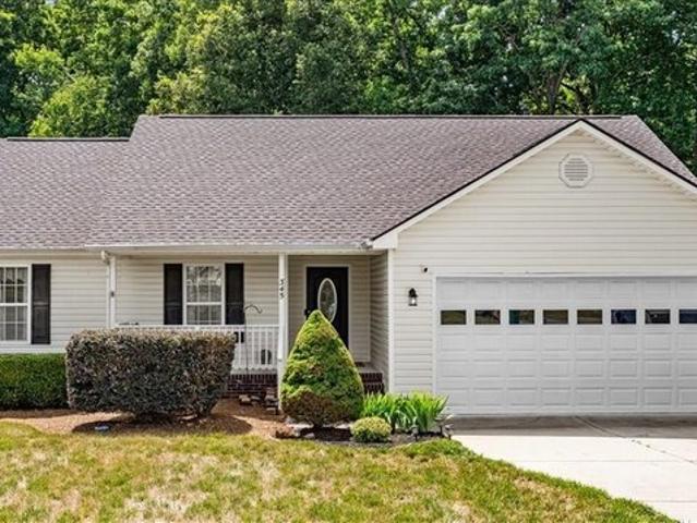 345 River Run Dr, Reidsville, NC 27320