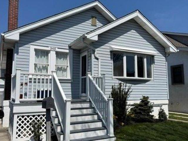 345 W Walnut St, Long Beach, NY 11561
