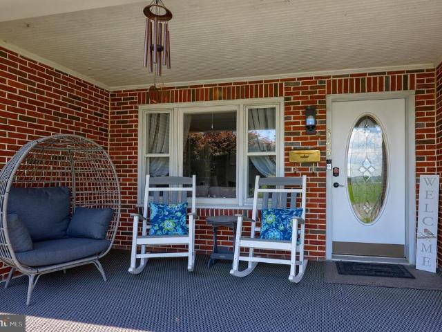 345 W Carpenter Avenue