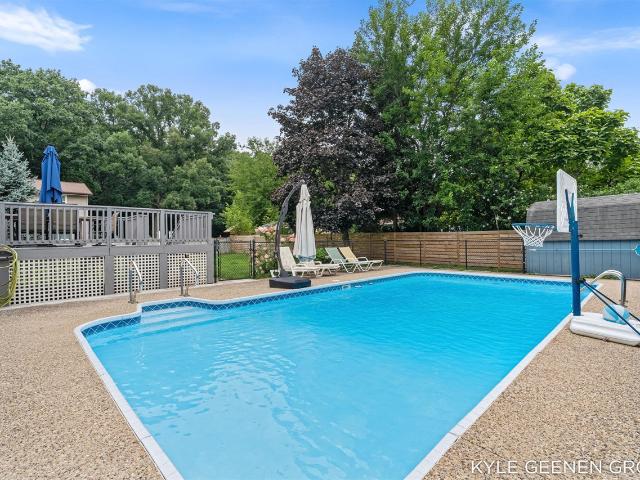 345 Woodland Avenue