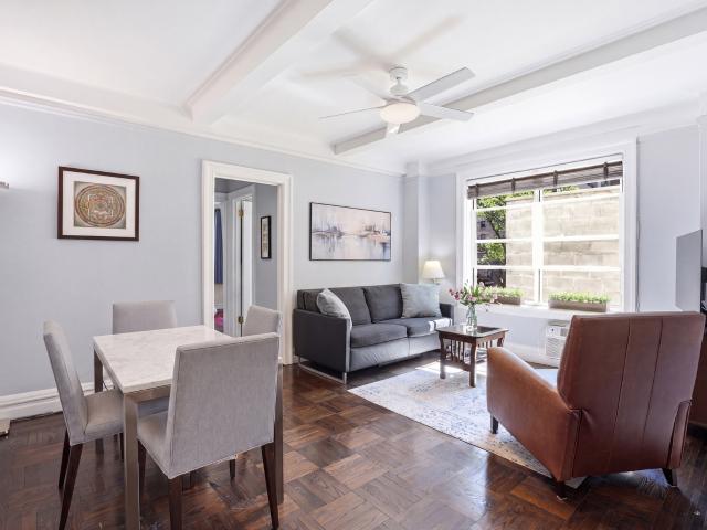 345 West 55th Street, New York, NY