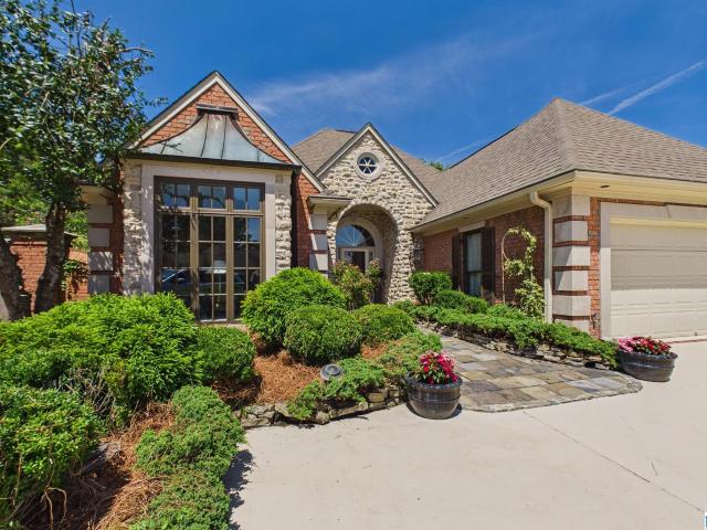 345 Willow Crest Lane