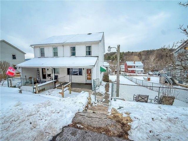 345 Top St, Smithfield, PA 15478
