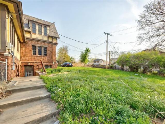 345 Van Brunt Boulevard