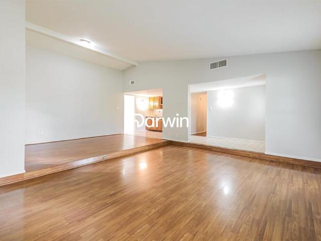 3464 Livingston Lane