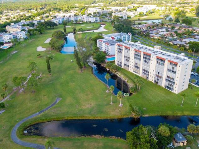 3465 Via Poinciana #603, Lake Worth, FL 33467