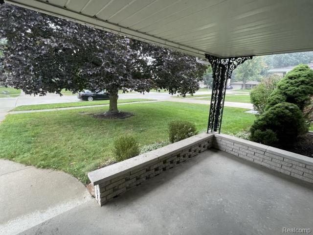 34660 macdonald drive
