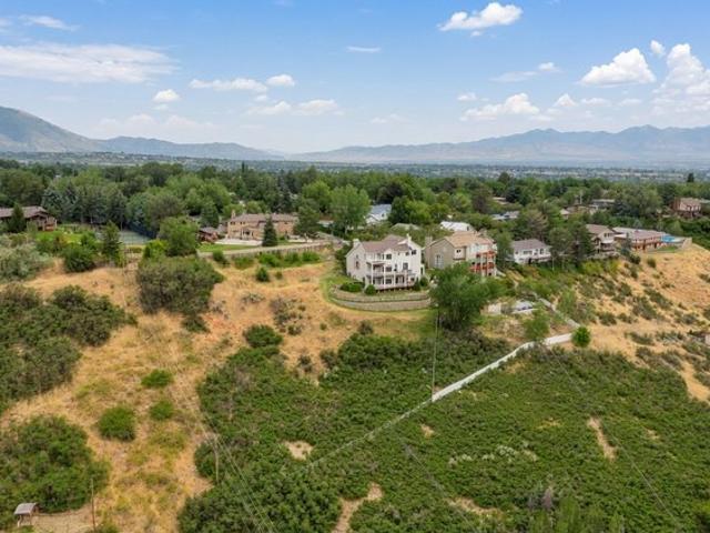 3467 E Magic View Dr, Cottonwood Heights, UT 84121