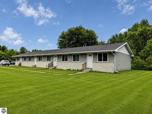 3467 S Summerton Rd Unit 3477, Mount Pleasant, MI 48858