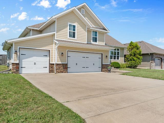 3467 S Valley View Drive