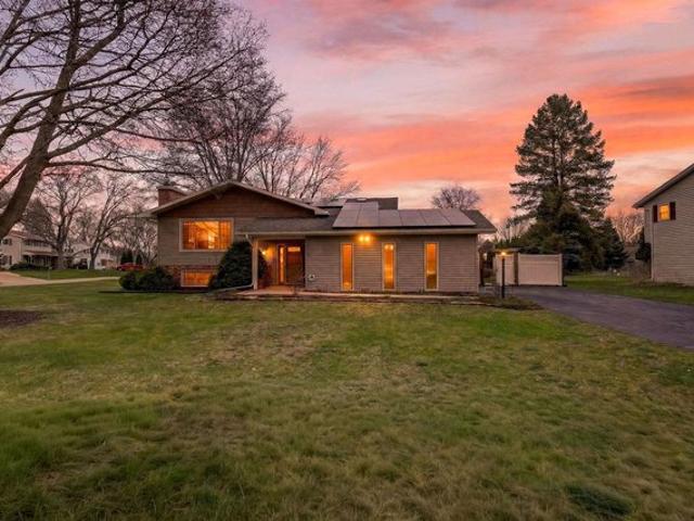 3468 Cottontail Trl, Madison, WI 53718