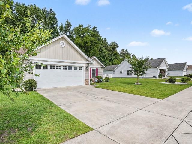 3468 Holly Loop