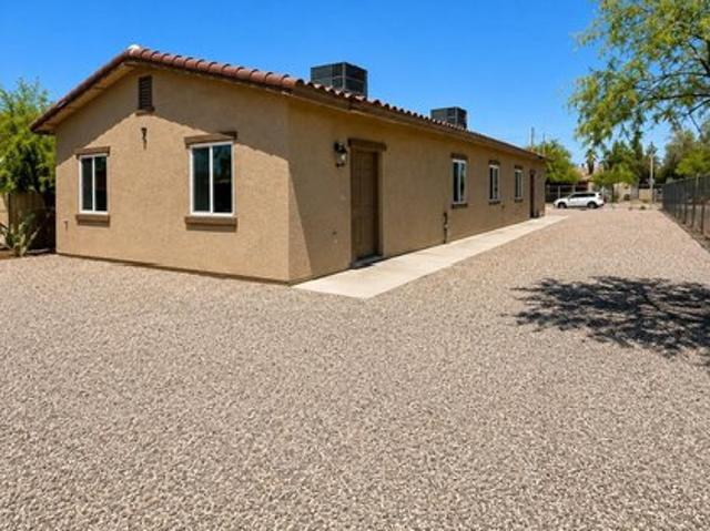 3468 S 9th Ave, Tucson, AZ 85713