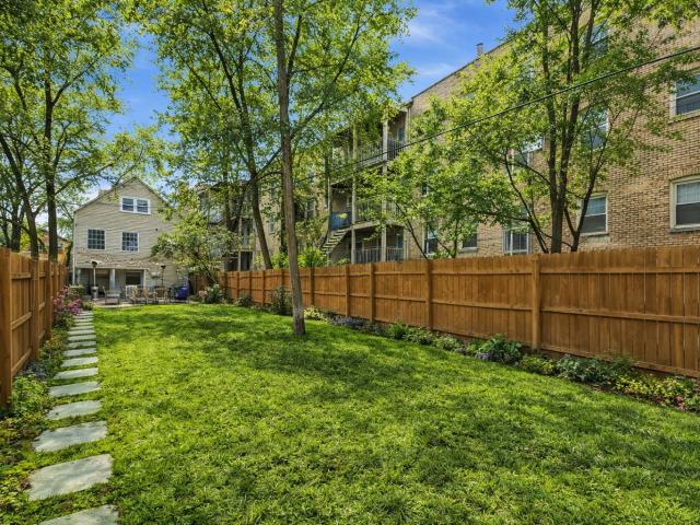 3469 N Keating Ave, Chicago, IL