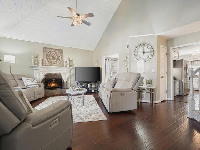 3469 Hollow Stream Trail