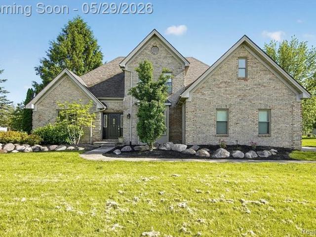 34604 Jesica Ln, Huron Township, MI 48164