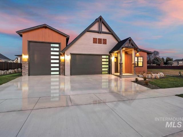 3460 N Costa Madera Way