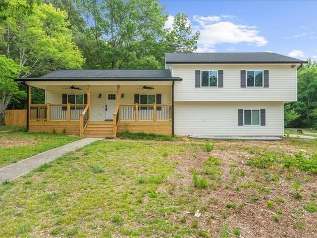 3460 Castille Dr, Snellville, GA 30039