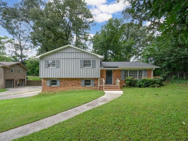 3460 Sheila Dr, Hoover, AL 35216