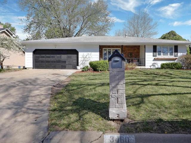 3460 Treesmill Dr, Manhattan, KS 66503