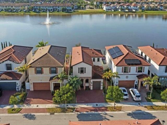 3460 W 103rd Ter, Hialeah, FL 33018