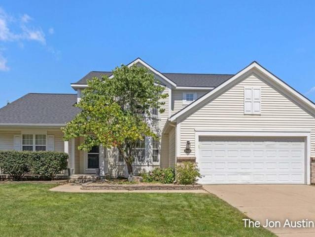 3461 Mason Ridge Dr NE, Grand Rapids, MI 49525