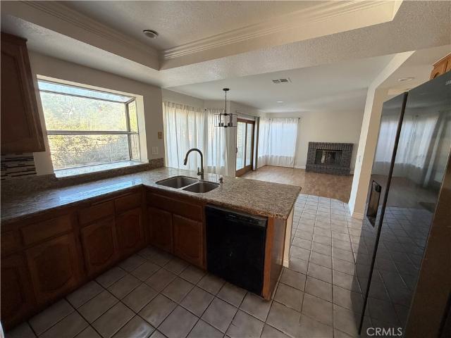 3461 Mountainside