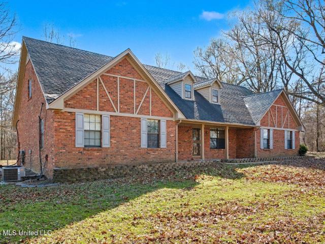 3461 Amy Drive