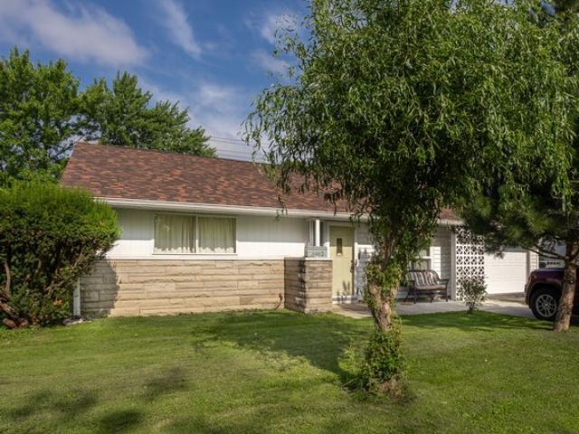 3462 Ashway Dr, Indianapolis, IN 46224