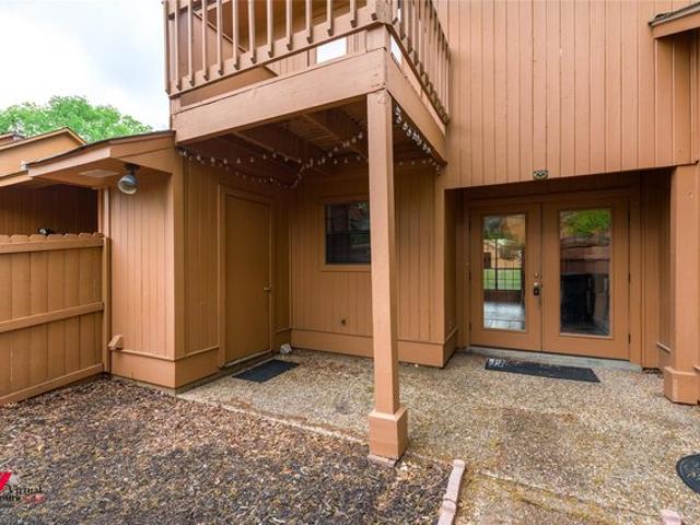 3462 Bayou Crossing Dr, Shreveport, LA 71105