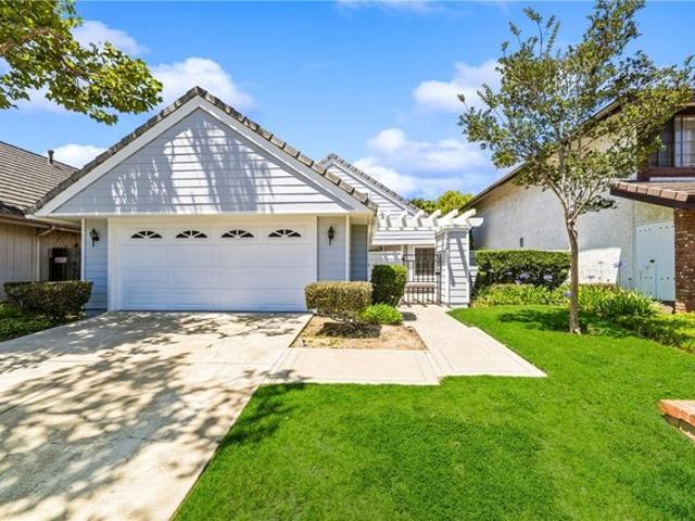3462 Windsor Ct, Costa Mesa, CA 92626
