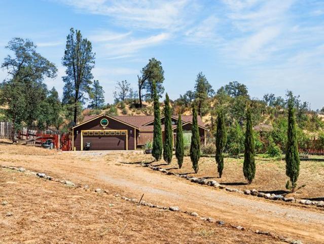 3463 Fiddlers Rd, Igo, CA 96047